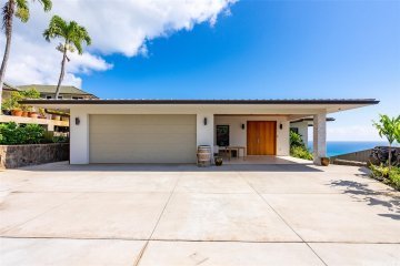 Waialae Iki Homes for Sale | Hillside Homes in Honolulu